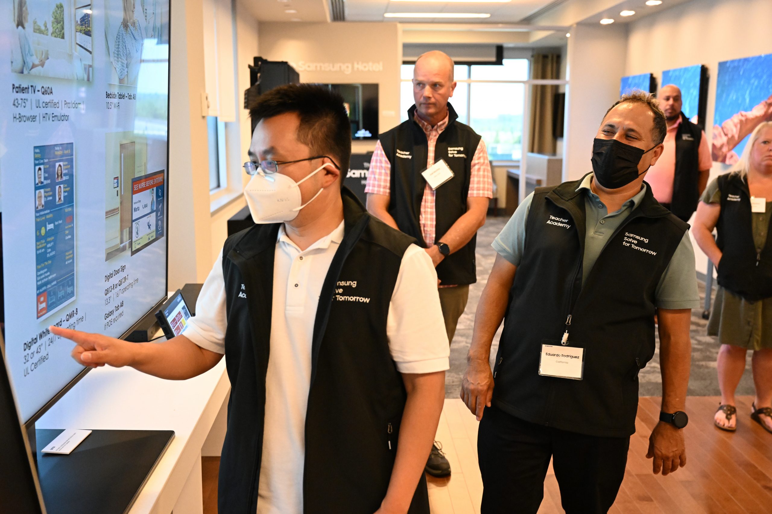 Samsung Teacher Academy Explores New Era of Classroom Learning ...