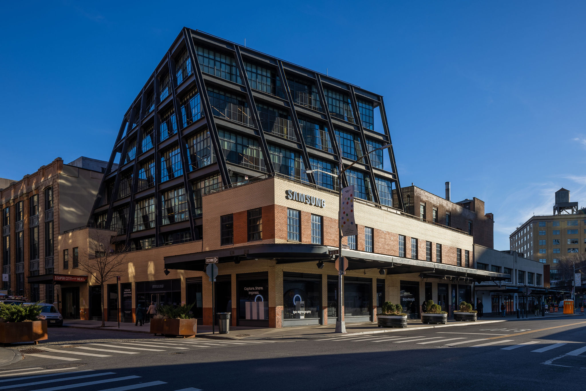 Samsung Reopens Doors to Samsung 837 as a Premium Retail Experience ...