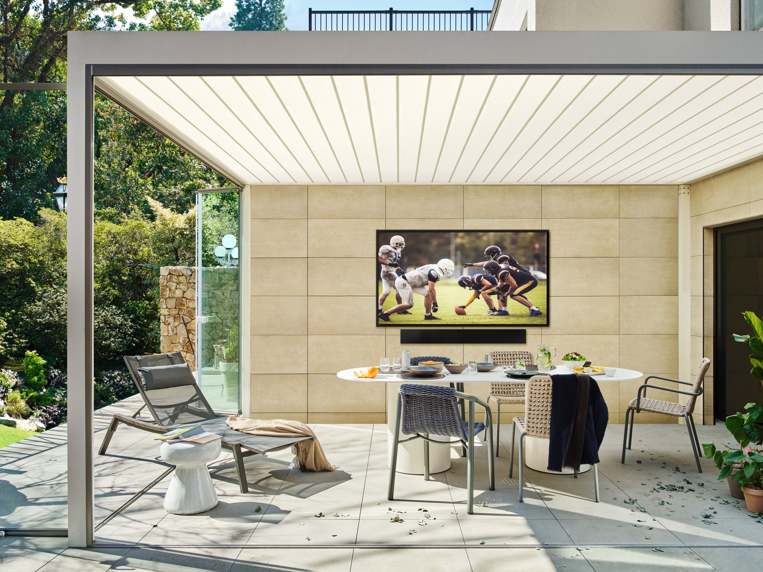 Samsung Unveils the 85-Inch Terrace Outdoor Neo QLED 4K TV - Samsung US ...